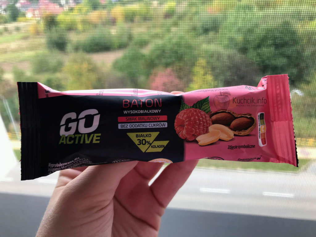 Baton wysokobiałkowy Go Active o smaku malinowym. – Kuchcik.info